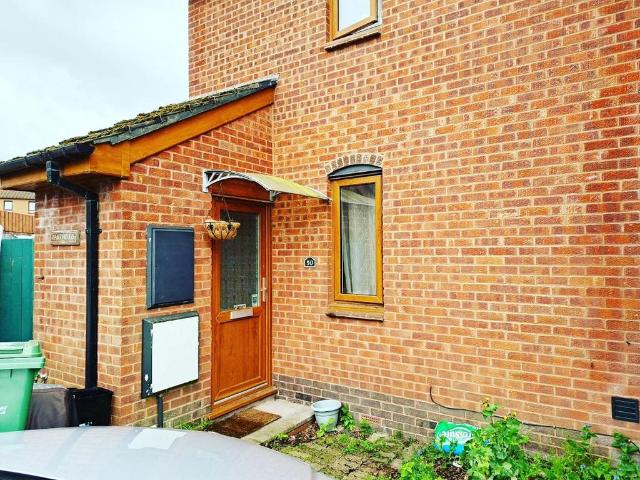 2 bedroom terraced house to rent