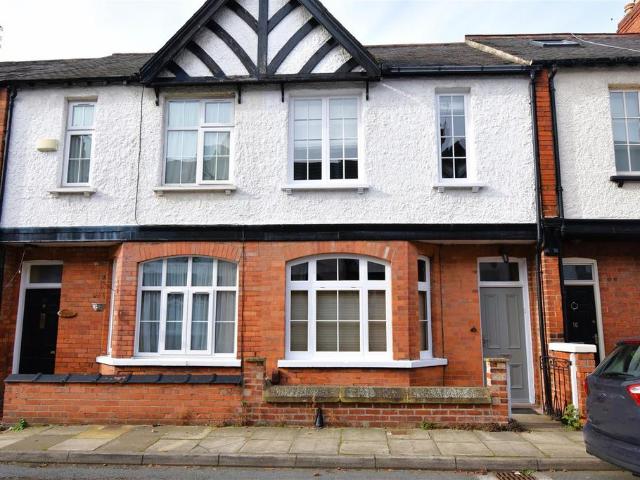 2 bedroom terraced house to rent
