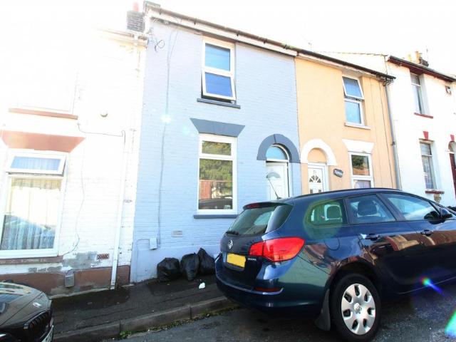 2 bedroom terraced house to rent