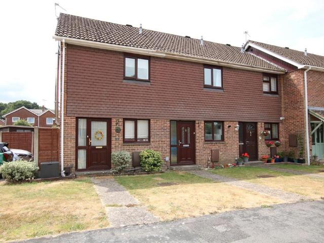 2 bedroom terraced house to rent