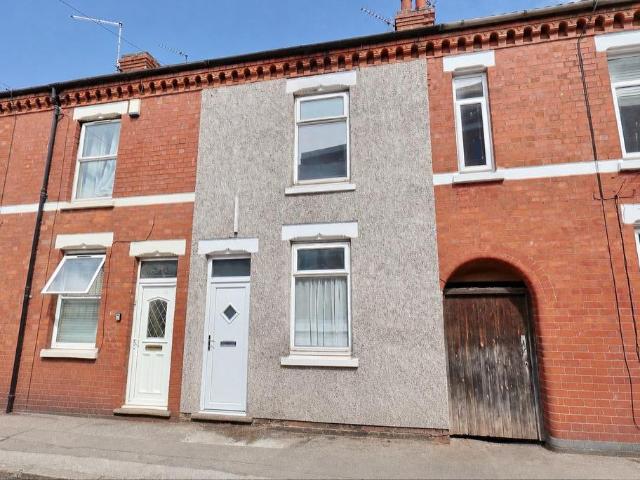 2 bedroom terraced house to rent