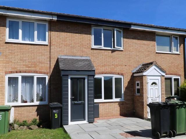 2 bedroom terraced house to rent