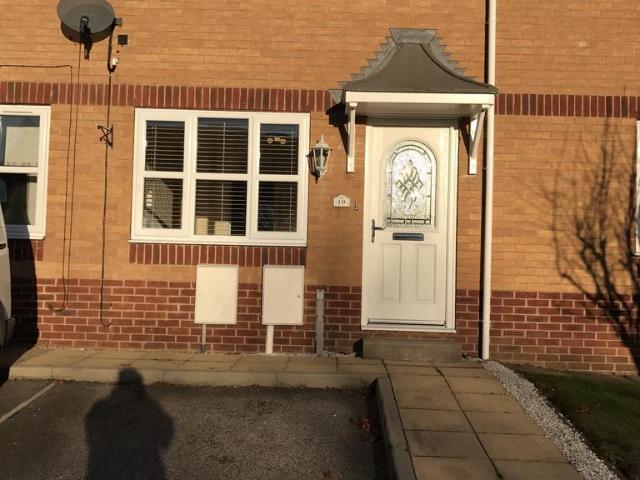 2 bedroom terraced house to rent