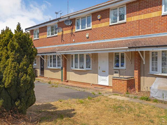 2 Bedroom Terraced House To Rent In Thirlmere Close, Kettering, Northamptonshire, NN16