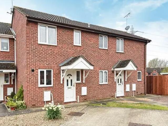 2 Bedroom Terraced House To Rent In Todd Close, Aylesbury, HP21