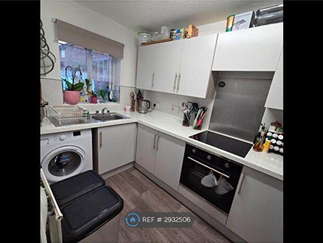 2 Bedroom Terraced House To Rent In Troika Close, Banbury, OX16