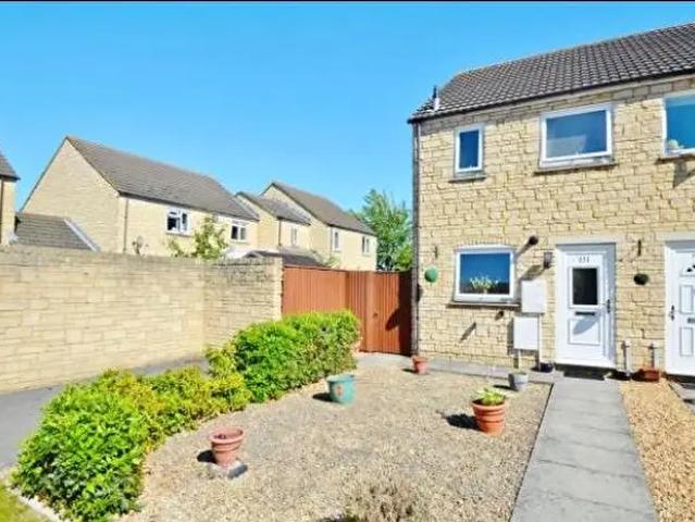 2 Bedroom Terraced House To Rent In Avocet Way, Bicester, OX26