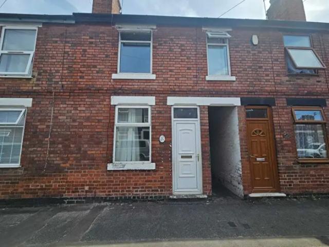 2 Bedroom Terraced House To Rent In Balfour Street, DE13