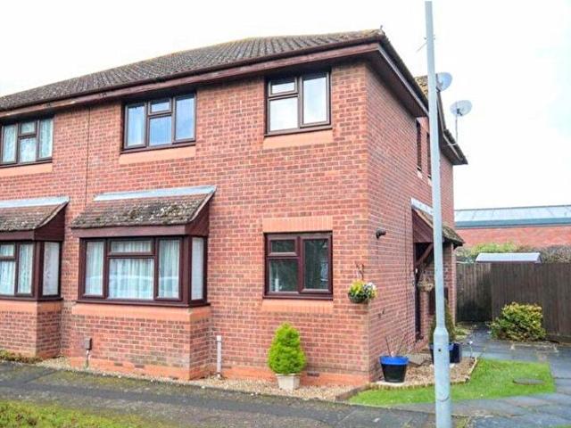2 Bedroom Terraced House To Rent In Battersby Mews, Aylesbury, HP21