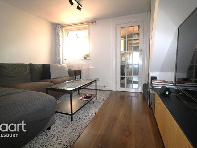 2 Bedroom Terraced House To Rent In Buckingham Road, Aylesbury, HP19