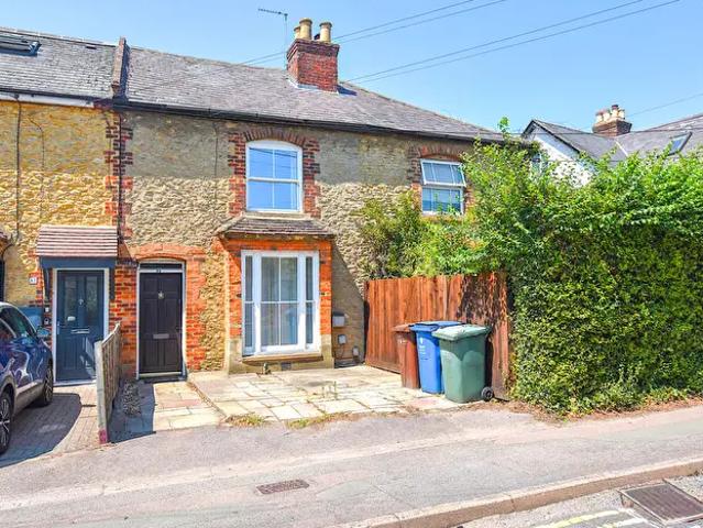 2 Bedroom Terraced House To Rent In Buckingham Road, Bicester, Oxfordshire, OX26