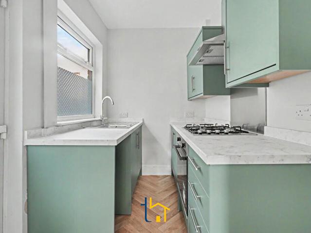 2 Bedroom Terraced House To Rent In Carlisle Street, Leicester, LE3
