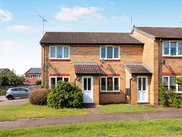 2 Bedroom Terraced House To Rent In Deerfield Close, Buckingham, MK18