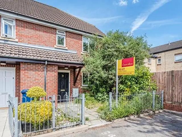 2 Bedroom Terraced House To Rent In Donnington Bridge Road, Oxford, OX4
