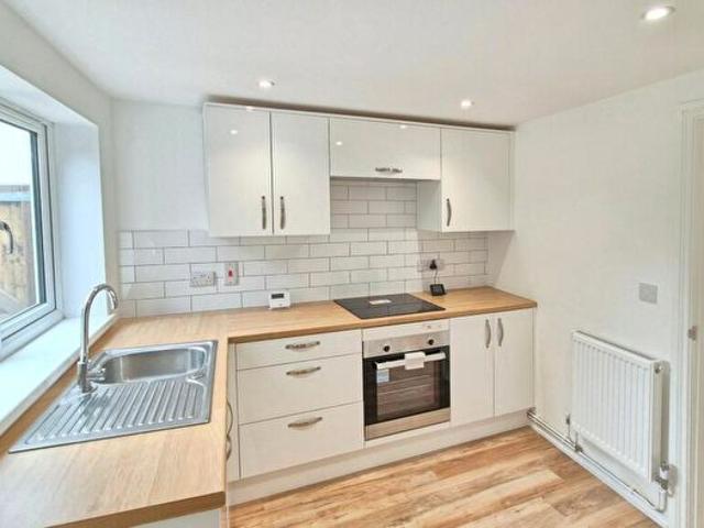 2 Bedroom Terraced House To Rent In East Street, Leighton Buzzard, LU7