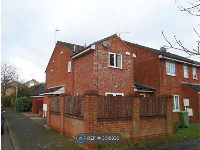 2 Bedroom Terraced House To Rent In Eliot Close, Newport Pagnell, MK16