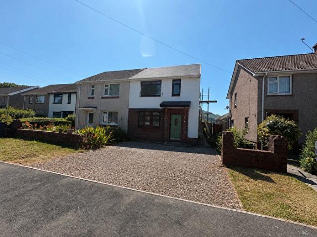 2 Bedroom Terraced House To Rent In Glantwrch, Ystalyfera, Swansea, SA9