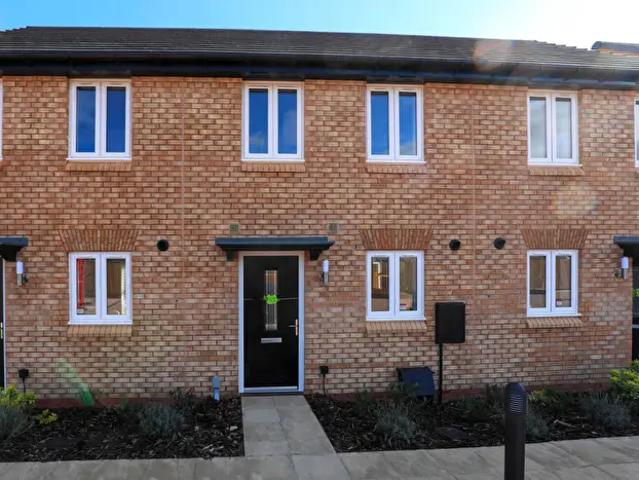 2 Bedroom Terraced House To Rent In Gromwell Close, Corby, NN17