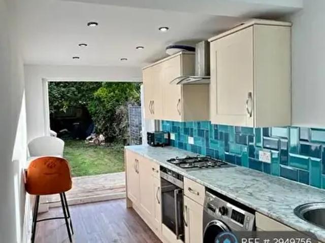 2 Bedroom Terraced House To Rent In Guy Street, Warwick, CV34