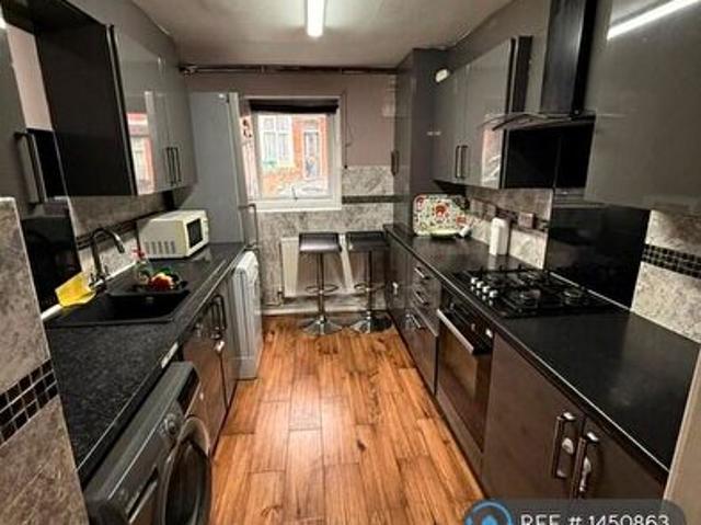 2 Bedroom Terraced House To Rent In Harley Street, Nottingham, NG7