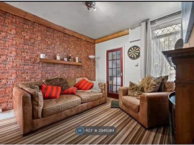 2 Bedroom Terraced House To Rent In Hazelwood Road, Nottingham, NG7
