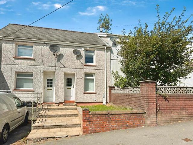 2 Bedroom Terraced House To Rent In High St, Caeharris, CF48