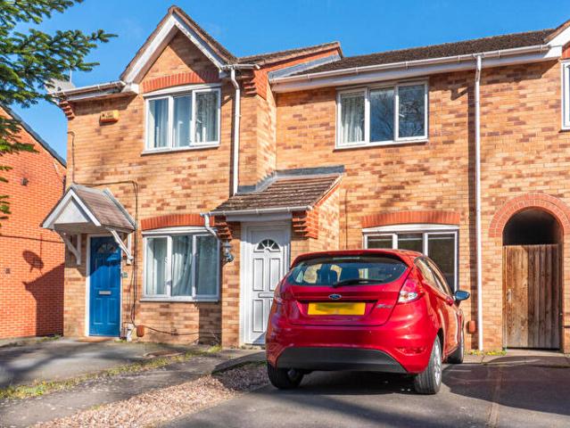 2 Bedroom Terraced House To Rent In Keswick Close, Leicester, LE2