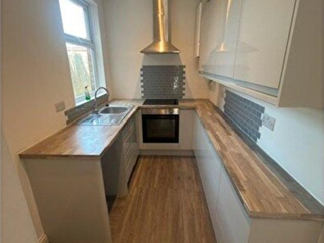 2 Bedroom Terraced House To Rent In King St, Loughborough, LE11