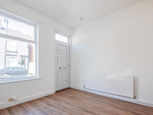 2 Bedroom Terraced House To Rent In Lichfield Road, Nottingham, NG2