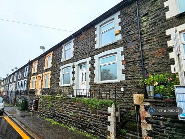 2 Bedroom Terraced House To Rent In Oakland Terrace, Ferndale, CF43