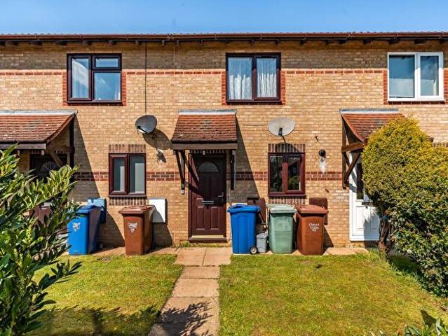 2 Bedroom Terraced House To Rent In Pine Close, Bicester, OX26