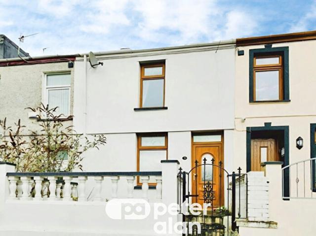 2 Bedroom Terraced House To Rent In Plymouth Street, CF47