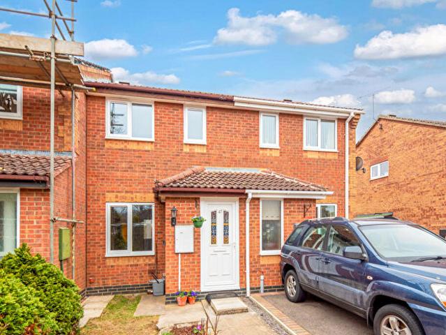 2 Bedroom Terraced House To Rent In Ravencroft, Bicester, OX26