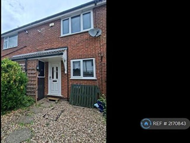 2 Bedroom Terraced House To Rent In Rectory Court, Nottingham, NG2
