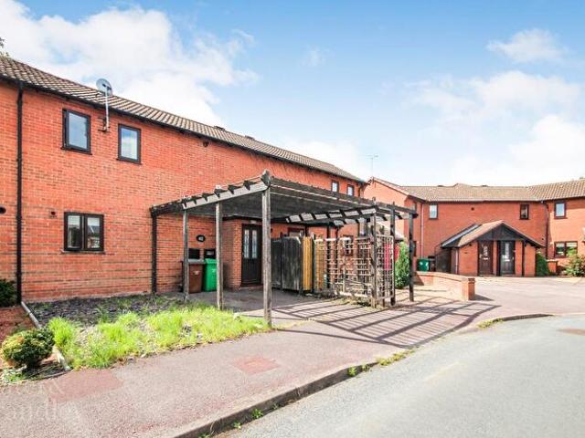 2 Bedroom Terraced House To Rent In River View, Nottingham, NG2