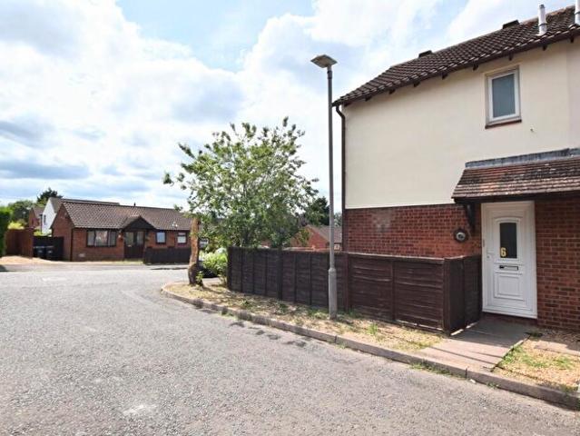 2 Bedroom Terraced House To Rent In Simonsbath, Furzton, MK4