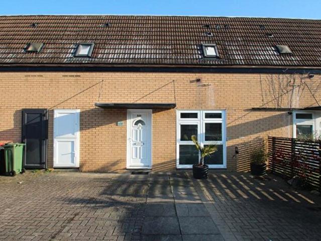 2 Bedroom Terraced House To Rent In South Tenth Street, Central Milton Keynes, Milton Keynes, Buckinghamshire, MK9