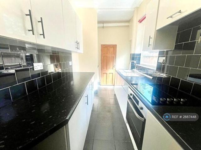 2 Bedroom Terraced House To Rent In Swan Lane, Coventry, CV2