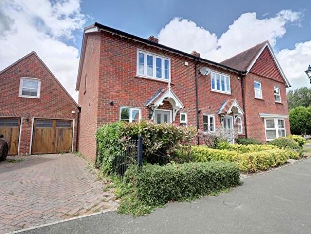 2 Bedroom Terraced House To Rent In St Dunstans Close, Monks Risborough, Princes Risborough, Buckinghamshire, HP27