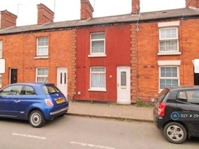 2 Bedroom Terraced House To Rent In St James St, Daventry, NN11
