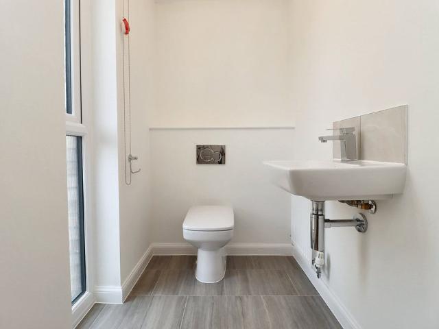 2 bedroom terraced property to rent
