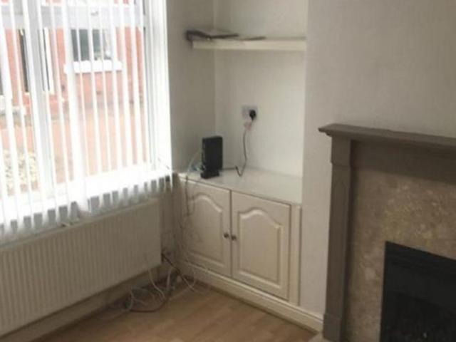 2 Bedroom Terraced To Let