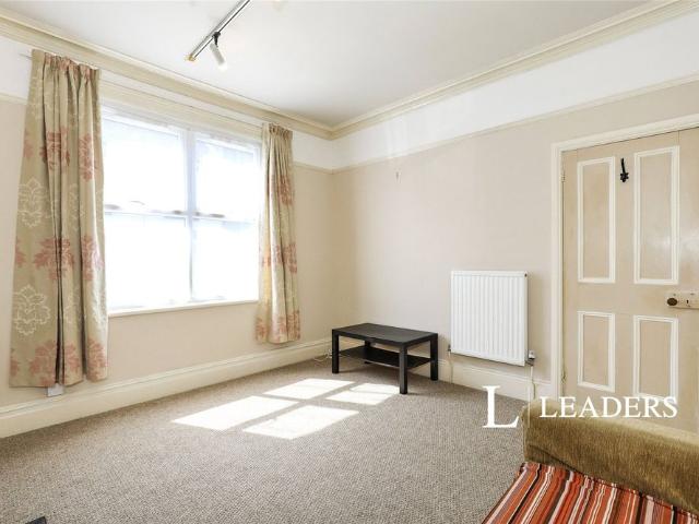 2 bedroom terraced to rent Well Street, Newcastle, Staffordshire, ST5