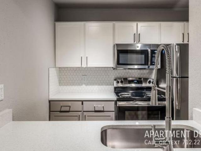 2 bedroom, The Woodlands TX 77380 77332369