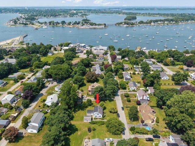 2 bedroom, Tiverton RI 02878 104297524
