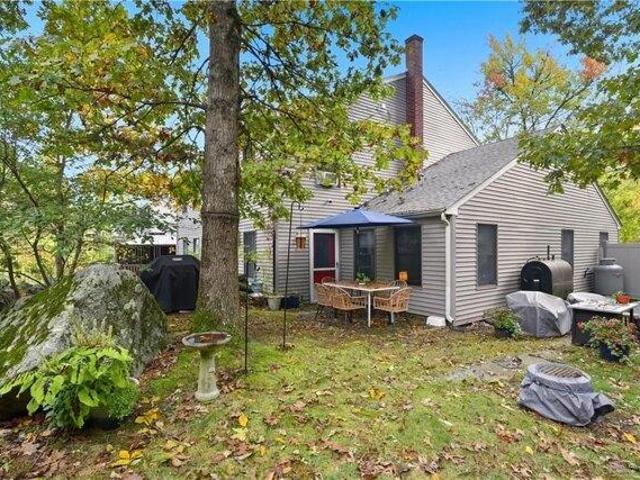 2 bedroom, Tiverton RI 02878 103162420