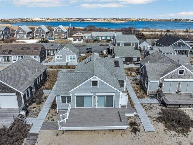 2 bedroom, Truro MA 02666 103493959