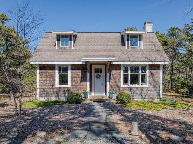 2 bedroom, Truro MA 02666 LS102119399