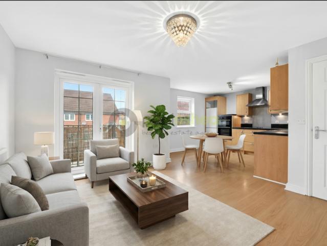 2 bedroom flat for sale