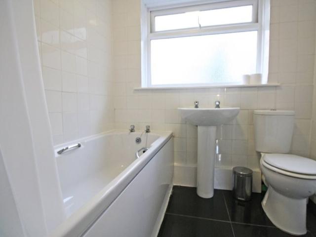 2 bedroom Two Bedroom First Floor Apartment to rent